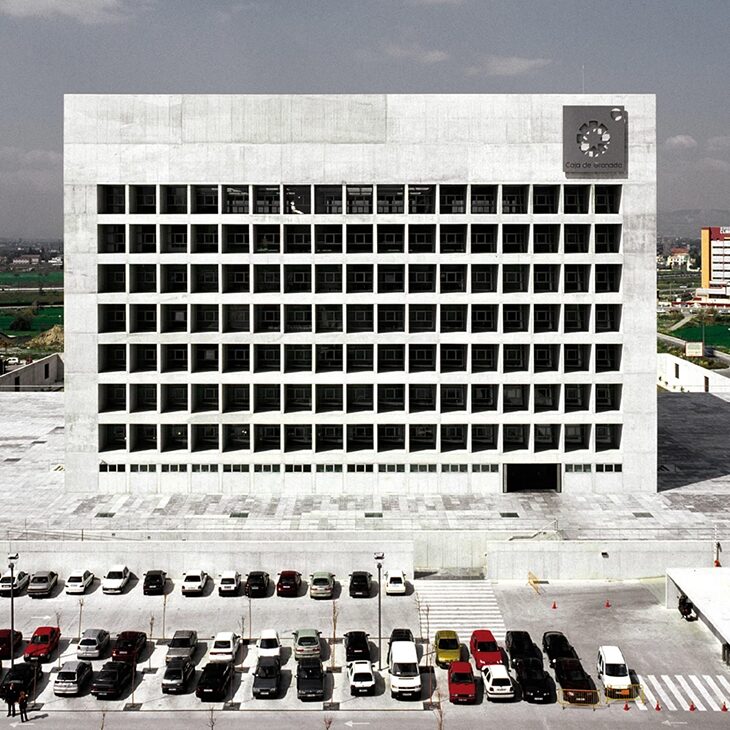 Caja Granada, Impluvium de luz, Alberto Campo Baeza - Senses Atlas