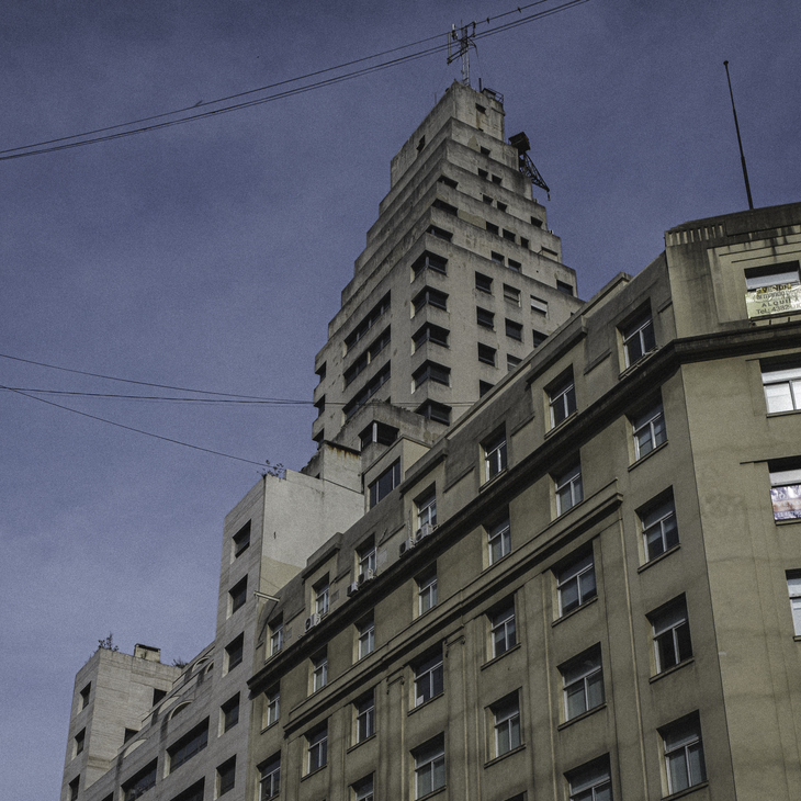 Edificio SAFICO, Modernity and Anachronism - Senses Atlas